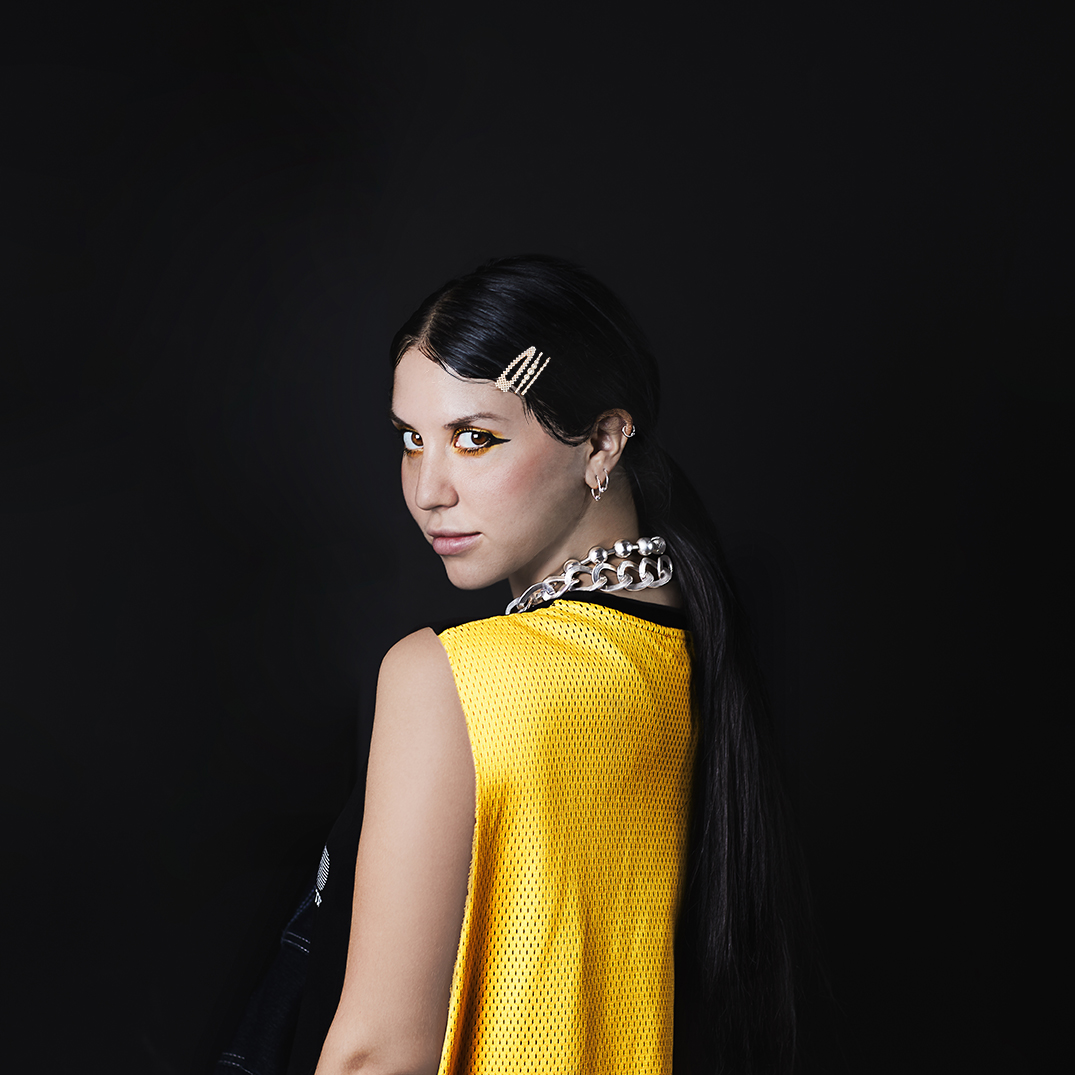 About – Hannah Bates